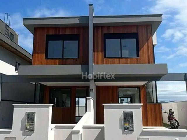Casa / Sobrado para Venda em Florianópolis/SC Campeche 3 Quartos