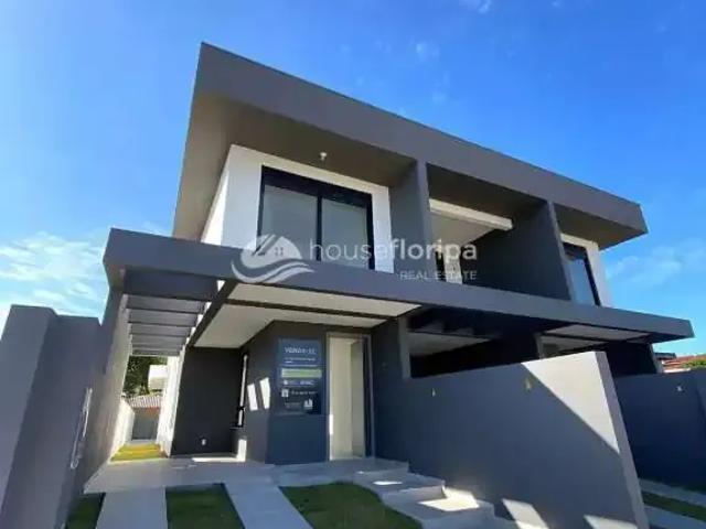 Casa / Sobrado para Venda em Florianópolis/SC Campeche 3 Quartos