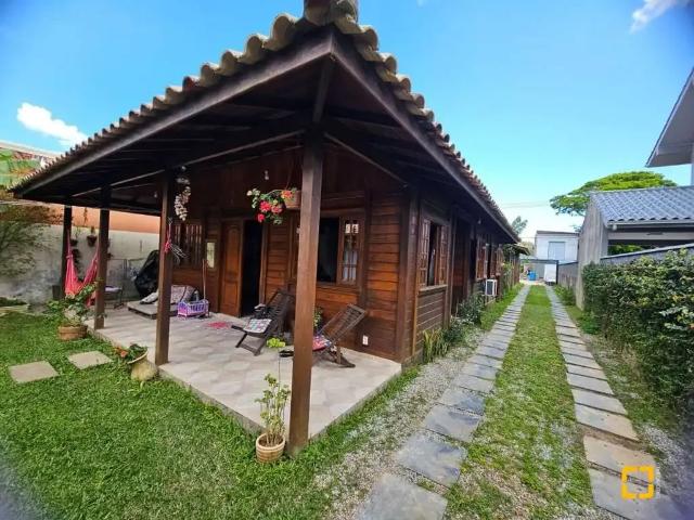 Casa / Sobrado para Venda em Florianópolis/SC Campeche 1 Quartos