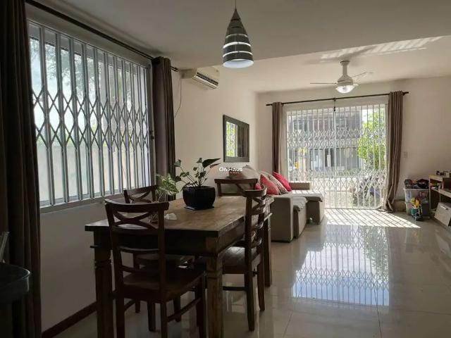 Casa / Sobrado para Venda em Florianópolis/SC Campeche 2 Quartos