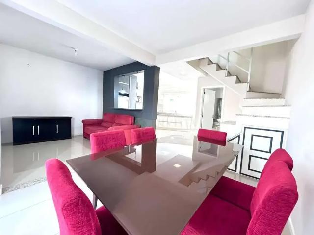 Casa / Sobrado para Venda em Florianópolis/SC Campeche 2 Quartos