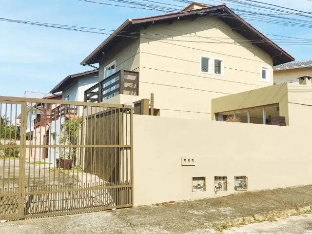 Casa / Sobrado para Venda em Florianópolis/SC Campeche 2 Quartos