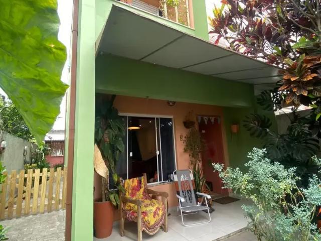 Casa / Sobrado para Venda em Florianópolis/SC Campeche 2 Quartos
