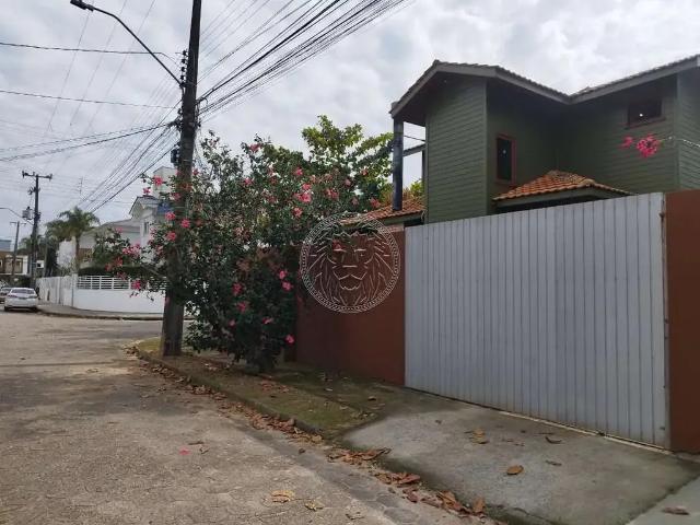 Casa / Sobrado para Venda em Florianópolis/SC Campeche 2 Quartos