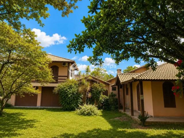 Casa / Sobrado para Venda em Florianópolis/SC Campeche 4 Quartos