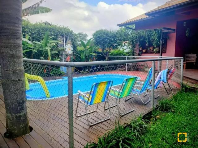 Casa / Sobrado para Venda em Florianópolis/SC Campeche 4 Quartos