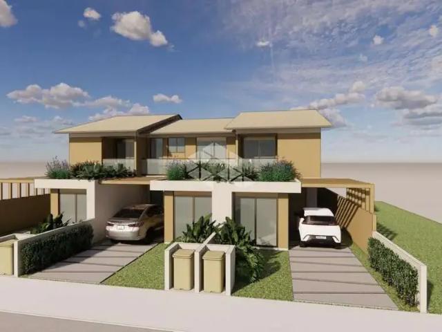 Casa / Sobrado para Venda em Florianópolis/SC Campeche 4 Quartos
