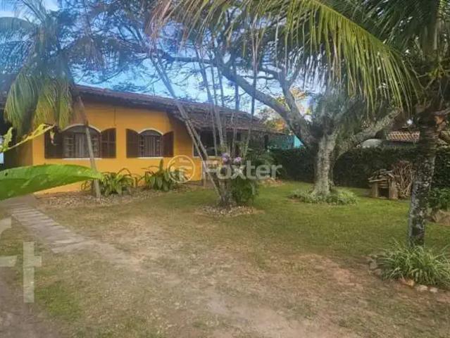 Casa / Sobrado para Venda em Florianópolis/SC Campeche 4 Quartos