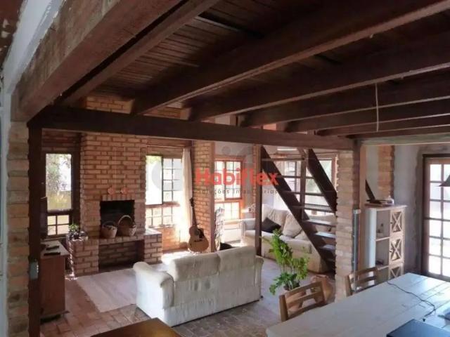 Casa / Sobrado para Venda em Florianópolis/SC Campeche 4 Quartos