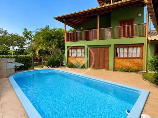 Casa / Sobrado para Venda em Florianópolis/SC Campeche 4 Quartos