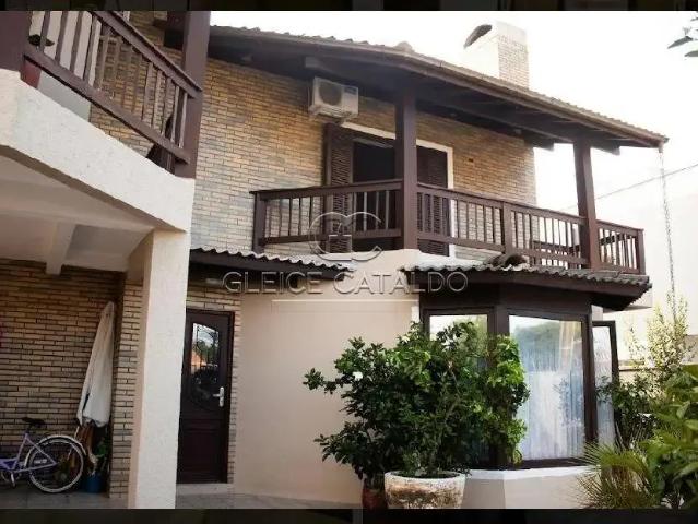Casa / Sobrado para Venda em Florianópolis/SC Campeche 5 Quartos
