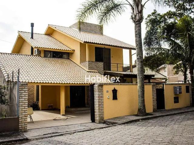 Casa / Sobrado para Venda em Florianópolis/SC Campeche 6 Quartos