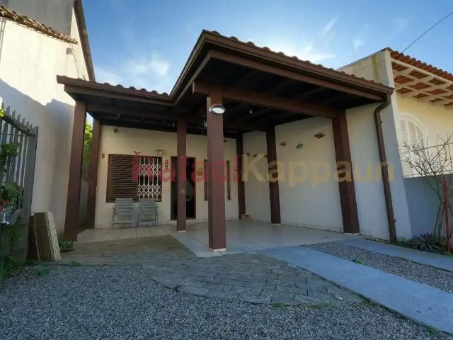 Casa / Sobrado para Venda em Florianópolis/SC Canasvieiras 2 Quartos