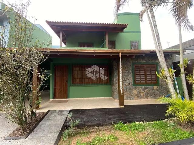Casa / Sobrado para Venda em Florianópolis/SC Canasvieiras 3 Quartos