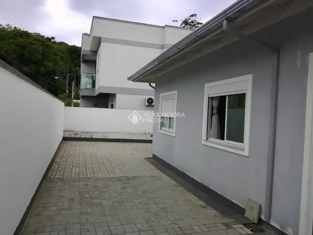 Casa / Sobrado para Venda em Florianópolis/SC Ponta das Canas 3 Quartos
