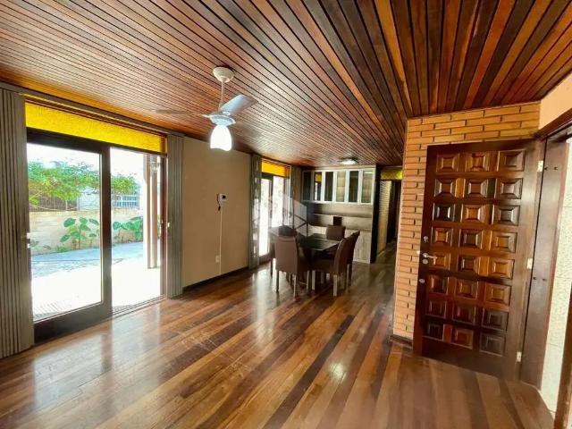 Casa / Sobrado para Venda em Florianópolis/SC Canasvieiras 3 Quartos