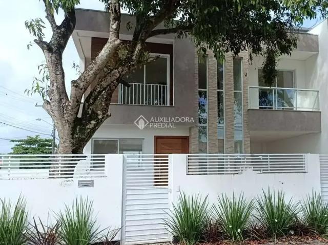 Casa / Sobrado para Venda em Florianópolis/SC Canasvieiras 3 Quartos