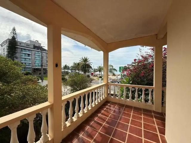Casa / Sobrado para Venda em Florianópolis/SC Canasvieiras 3 Quartos