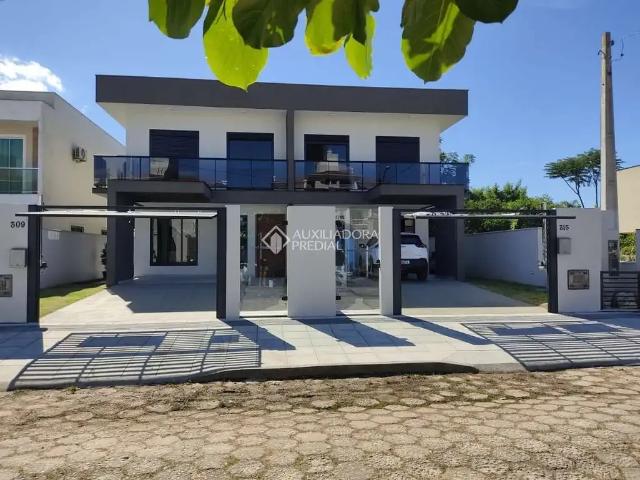Casa / Sobrado para Venda em Florianópolis/SC Canasvieiras 3 Quartos