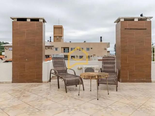 Casa / Sobrado para Venda em Florianópolis/SC Canasvieiras 6 Quartos