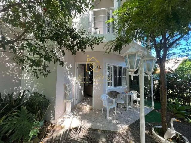 Casa / Sobrado para Venda em Florianópolis/SC Canasvieiras 9 Quartos