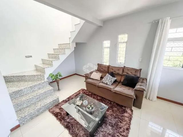 Casa / Sobrado para Venda em Florianópolis/SC Canto 3 Quartos