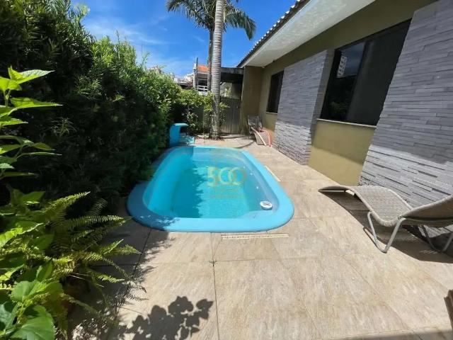Casa / Sobrado para Venda em Florianópolis/SC Canto 3 Quartos