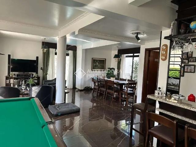 Casa / Sobrado para Venda em Florianópolis/SC Canto 3 Quartos