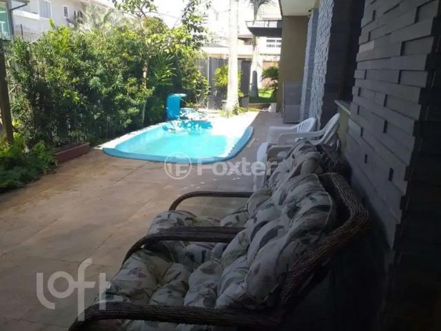 Casa / Sobrado para Venda em Florianópolis/SC Canto 3 Quartos