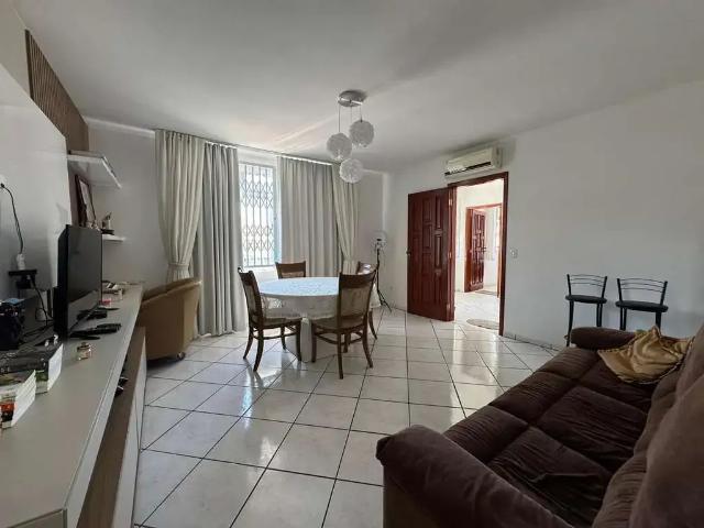 Casa / Sobrado para Venda em Florianópolis/SC Canto 2 Quartos