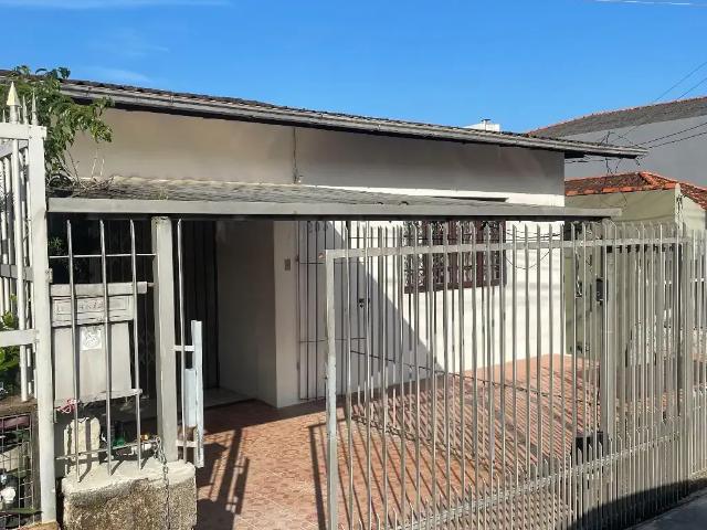 Casa / Sobrado para Venda em Florianópolis/SC Capoeiras 2 Quartos