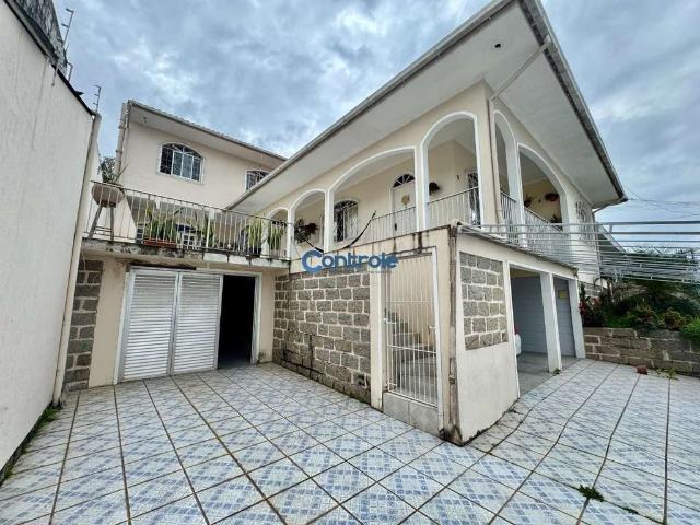 Casa / Sobrado para Venda em Florianópolis/SC Capoeiras 3 Quartos