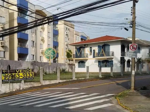 Casa / Sobrado para Venda em Florianópolis/SC Capoeiras 3 Quartos