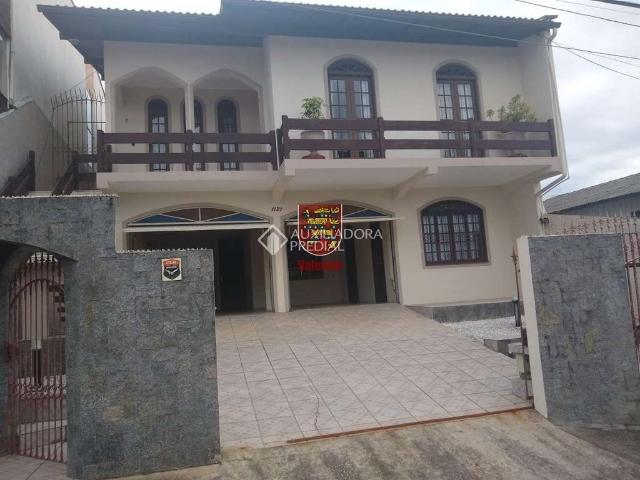 Casa / Sobrado para Venda em Florianópolis/SC Capoeiras 3 Quartos