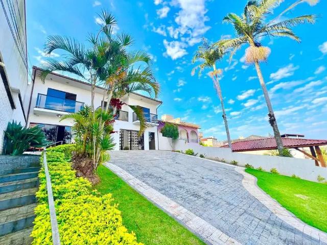 Casa / Sobrado para Venda em Florianópolis/SC Capoeiras 4 Quartos