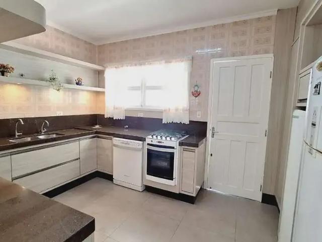 Casa / Sobrado para Venda em Florianópolis/SC Capoeiras 4 Quartos