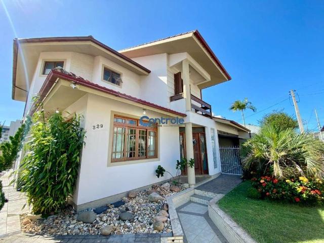 Casa / Sobrado para Venda em Florianópolis/SC Capoeiras 4 Quartos