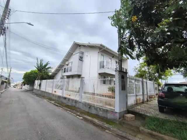 Casa / Sobrado para Venda em Florianópolis/SC Capoeiras 5 Quartos