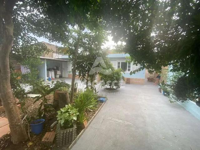 Casa / Sobrado para Venda em Florianópolis/SC Capoeiras 5 Quartos
