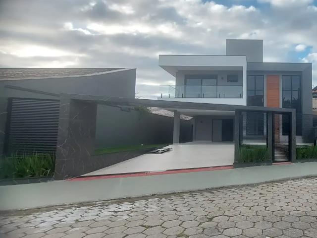 Casa / Sobrado para Venda em Florianópolis/SC Carianos 3 Quartos