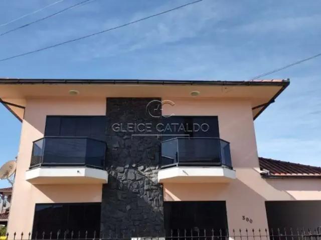 Casa / Sobrado para Venda em Florianópolis/SC Carianos 3 Quartos