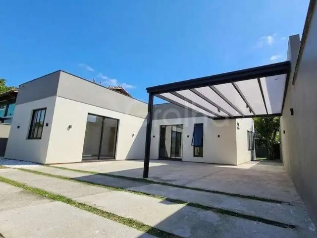 Casa / Sobrado para Venda em Florianópolis/SC Carianos 3 Quartos