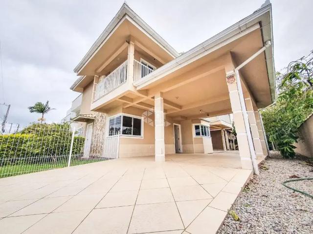 Casa / Sobrado para Venda em Florianópolis/SC Carianos 3 Quartos