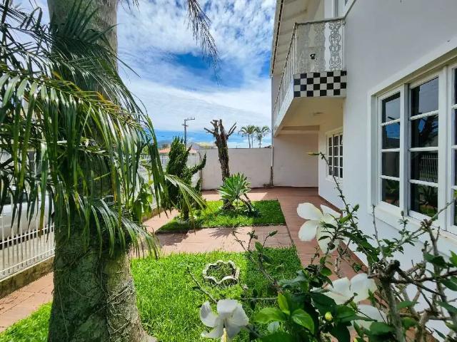 Casa / Sobrado para Venda em Florianópolis/SC Carianos 3 Quartos