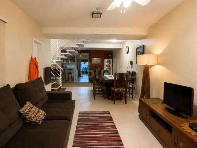 Casa / Sobrado para Venda em Florianópolis/SC Carianos 3 Quartos