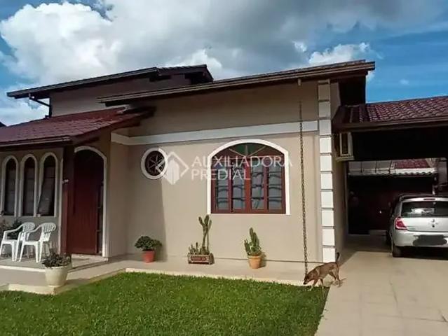 Casa / Sobrado para Venda em Florianópolis/SC Carianos 3 Quartos