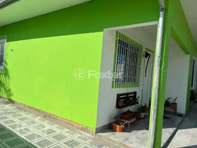 Casa / Sobrado para Venda em Florianópolis/SC Carianos 2 Quartos