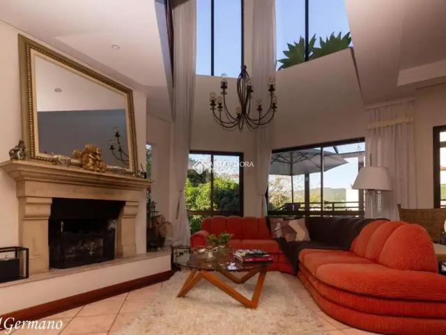 Casa / Sobrado para Venda em Florianópolis/SC Carvoeira 5 Quartos