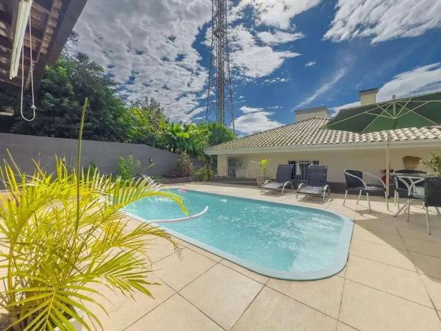 Casa / Sobrado para Venda em Florianópolis/SC Carvoeira 5 Quartos