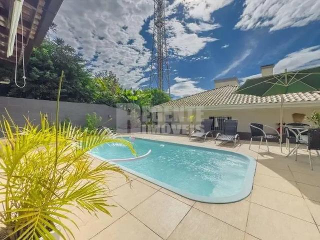 Casa / Sobrado para Venda em Florianópolis/SC Carvoeira 5 Quartos